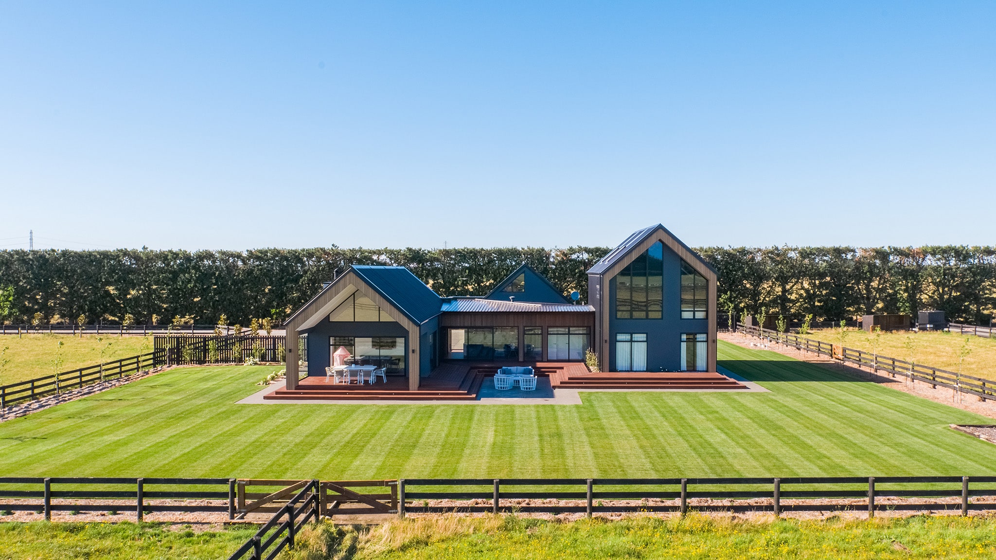 Architecturally Designed & Built Projects | R&B Build